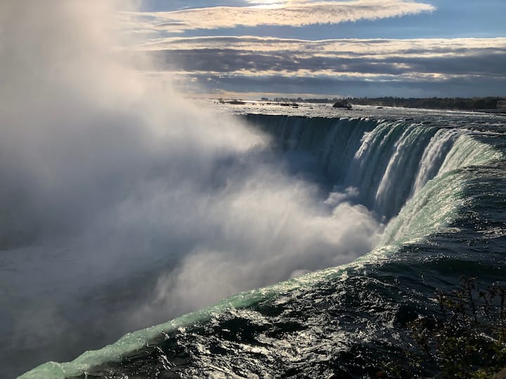 Home Away From Home In Niagara Falls - Niagara Falls