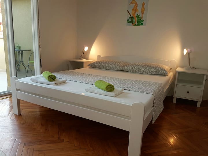 S&s Room1 With Terrace & Air-conditioner (Parking) - Istria
