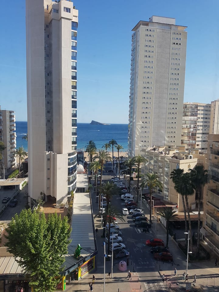 Apartamento En Benidorm En Inmejorable Ubicación - Benidorm
