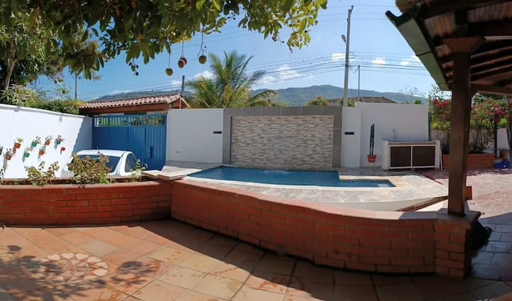 Hermosa Y Acogedora Cabaña - San Gil