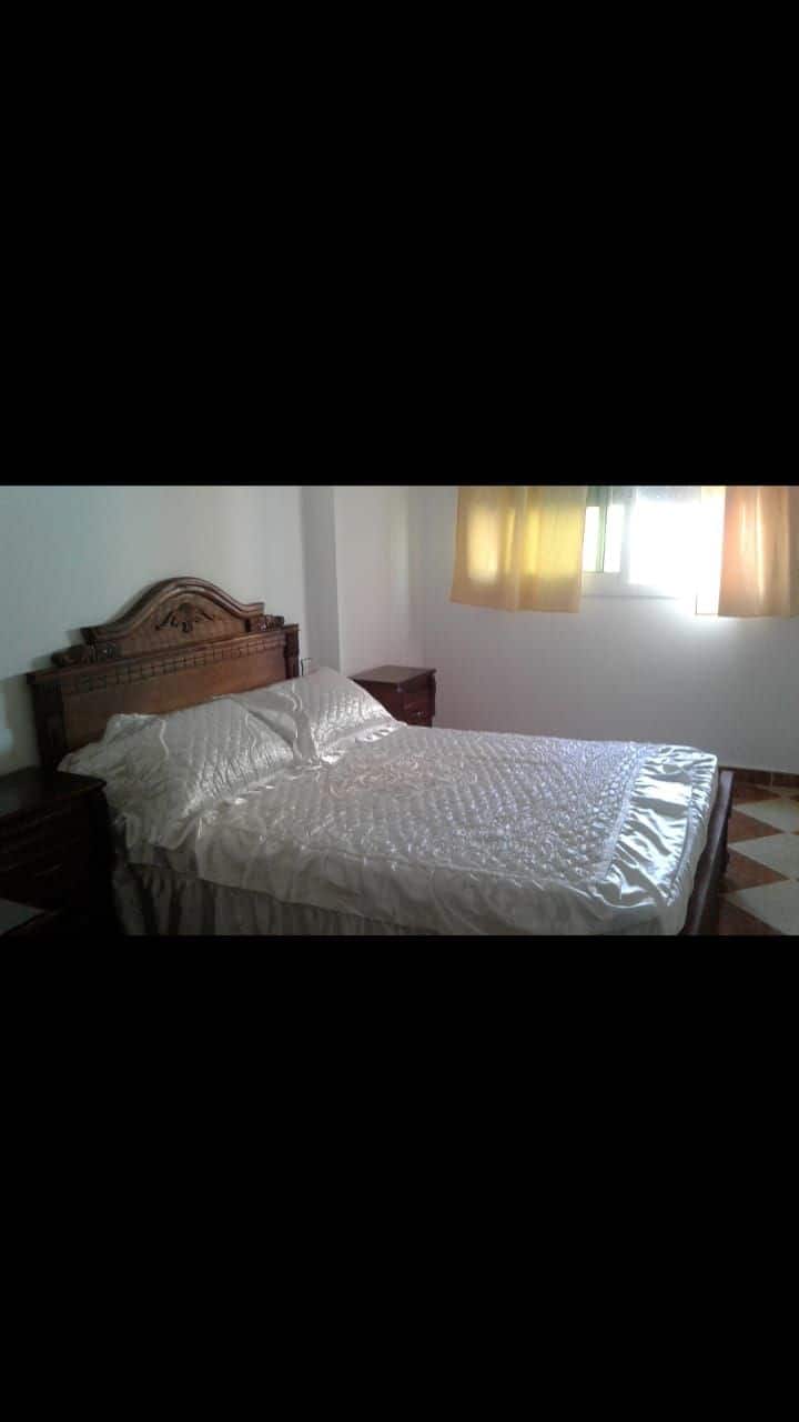 Appartement Ensoleillé à Deux Façades De 80m2 - Oued Laou