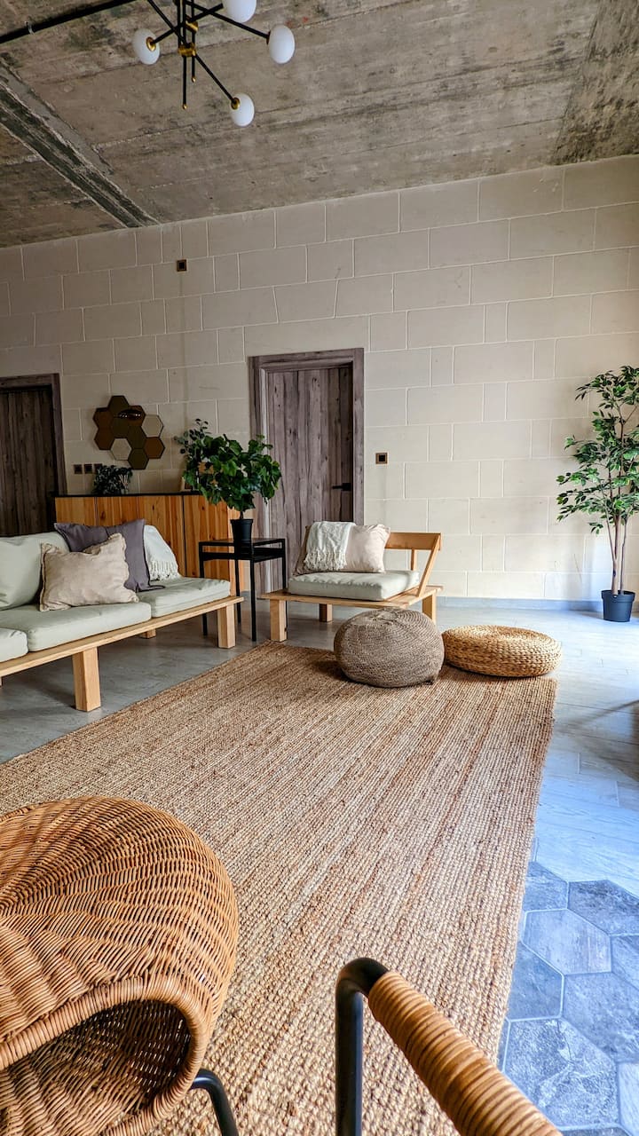 Tranquil & Homely Spacious Maisonette. - Malta