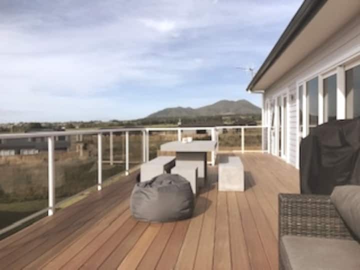 Luxury Lookout Wharewaka, Location!!views!! - Taupō