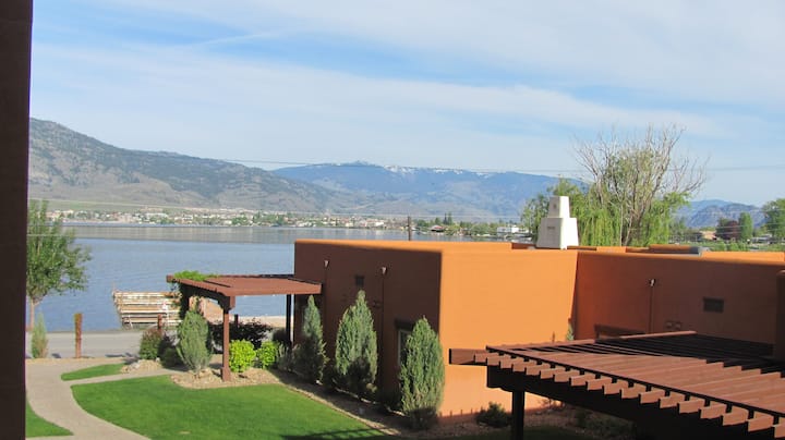 Lakeshore Villas - Town House - Snowbirds Haven!! - Osoyoos