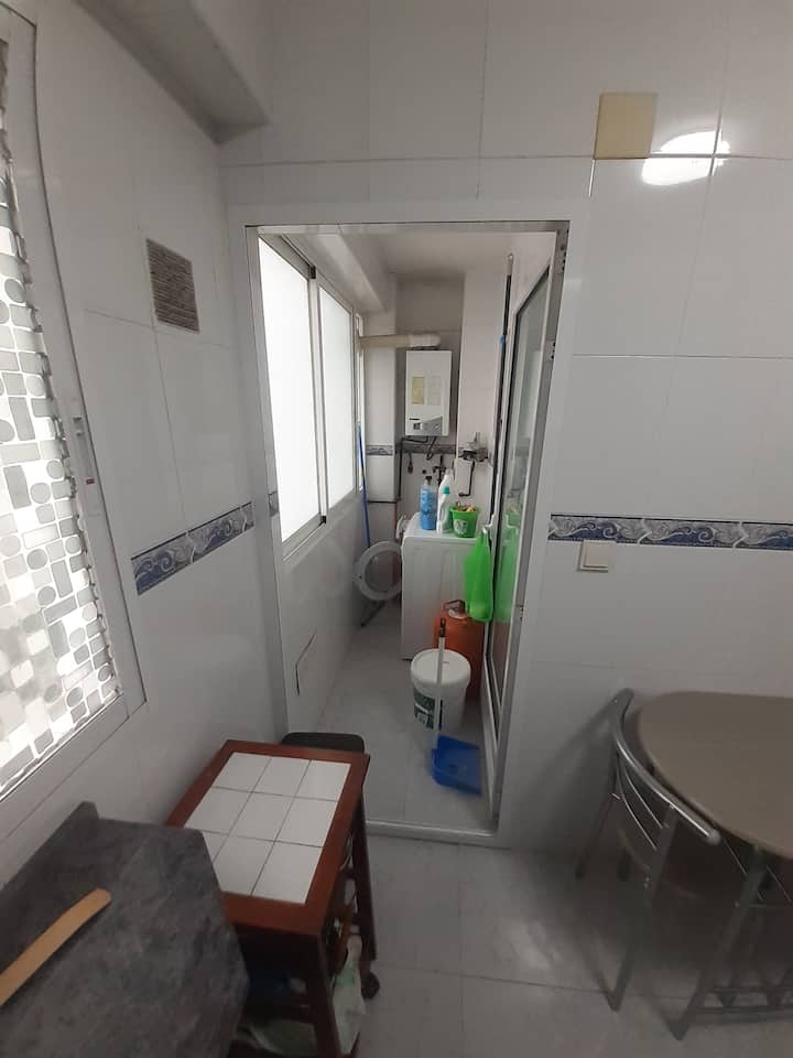 Habitación Parada Boulevard Plá - Alicante