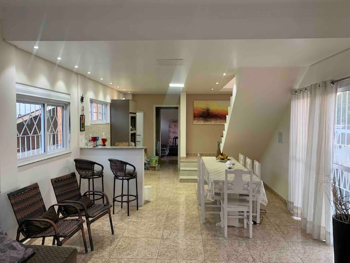 Sobrado Praia De Ibiraquera - Imbituba - Imbituba