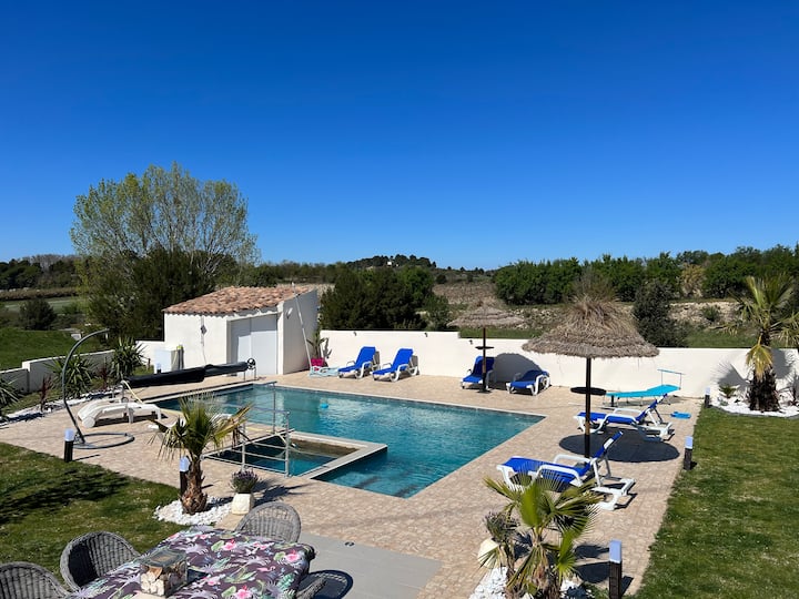 Dépendance Villa Avec Piscine Et Boulodrome - Béziers