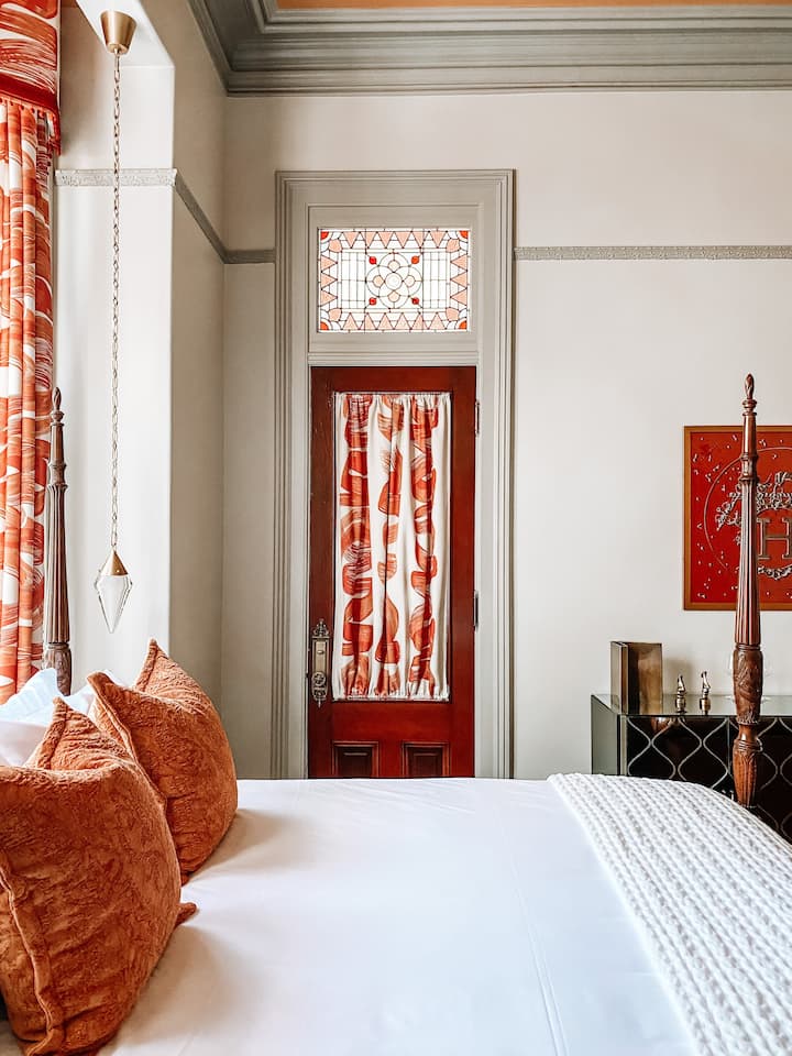 Downtown's Closest And Newest Luxury B&b - Napa, CA