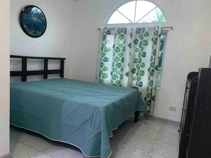 Feel The Awesome Staycation At Our Beach House. - Iba