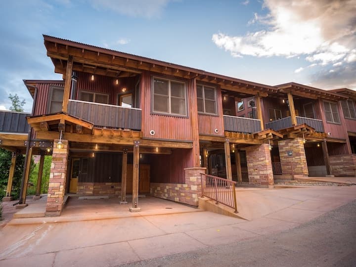 #17 - Townhouse At Moab Springs Ranch - Arches National Park, UT