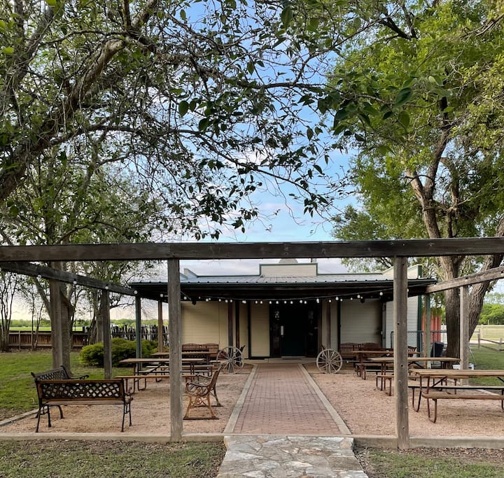 Riverside Springs - San Marcos, TX