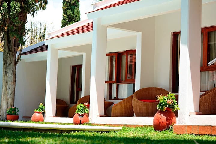 En Chalets Medía Luna, Disfrutarás La Tranquilidad - Tequisquiapan