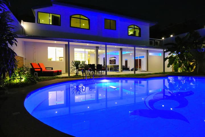 Penthouse Mansion Pool Villa Pattaya - Pattaya City