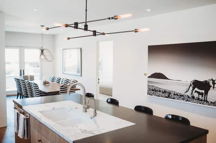 Luxurious Loft Style Apartment At The Mill - Santa Barbara, CA