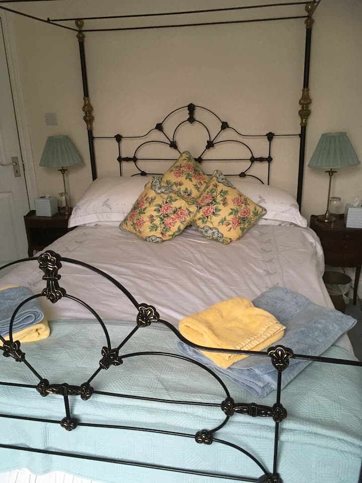 Town Centre 4 Poster, En Suite, King Sized Bed - Leamington Spa