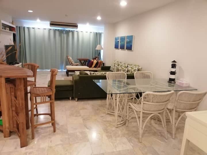 ห้องชุดSeaviewติดทะเลมีสระว่ายน้ำ สงบ ร่มรื่น - Hua Hin