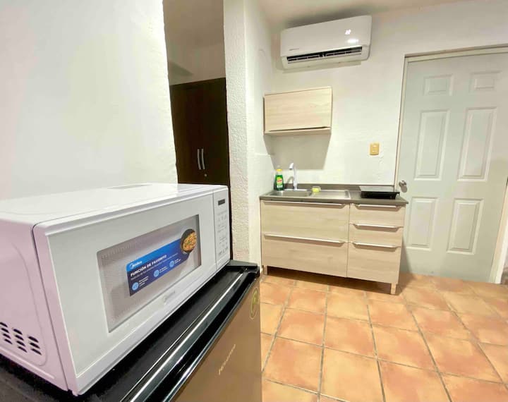 Habitación Baño Privado A Una Cuadra De Imss Hgr17 - Cancún