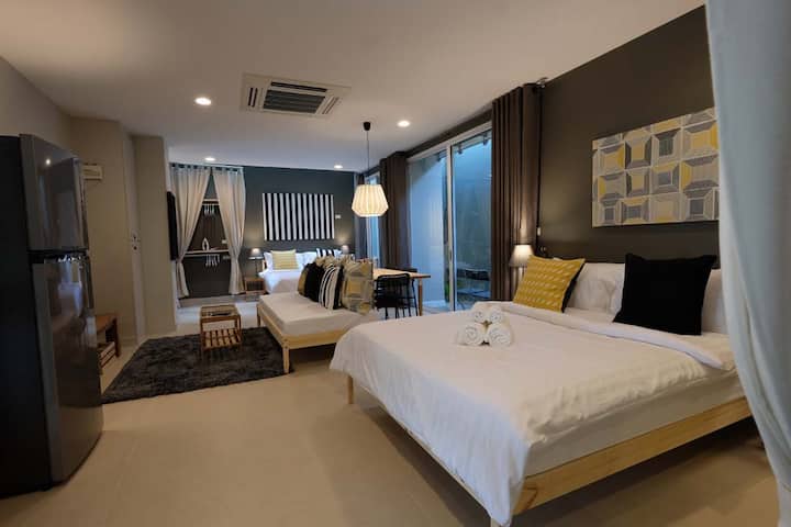 C1.spacious/peace, Jjmarket-ari-siam, Luggage Drop - Bangkok