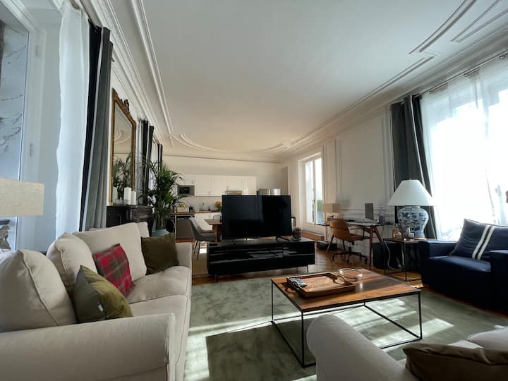 Superbe Appartement Hausmannien Avec Terrasse - Villemomble