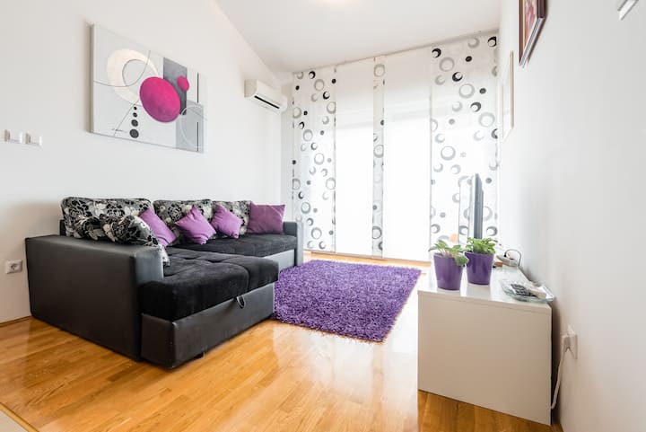 Modern Apartment Sara Solin - Solin