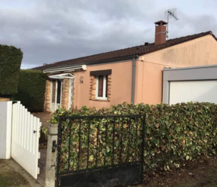 Petite Maison à Fussy - Bourges