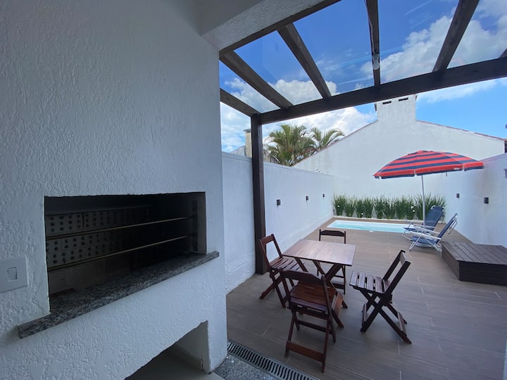 Casa Com Piscina No Centro De Xangri-lá. - Xangri-Lá