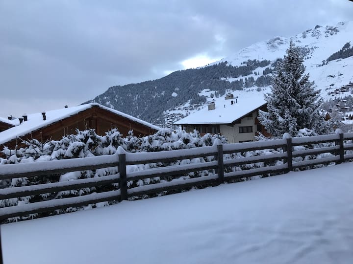 Appartement Au Centre Du Village, 8 Personnes - La Tzoumaz