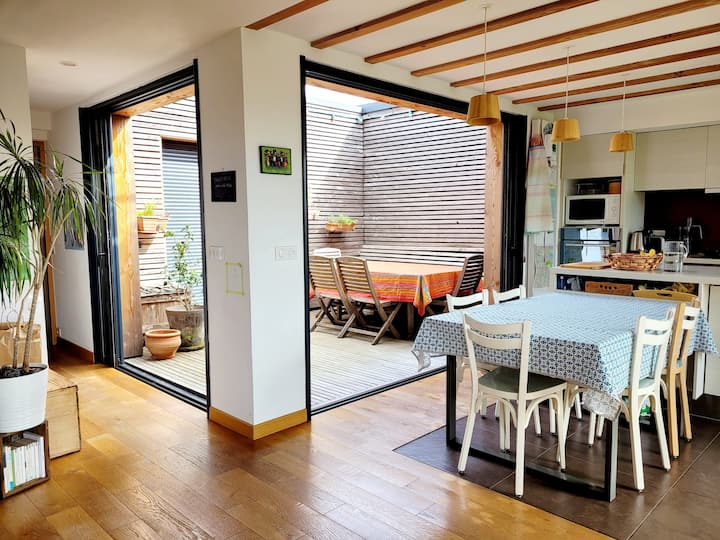 Maison T4 Duplex Avec Jardin, Patio Et Terrasse - Ibis Budget Nantes Reze Aeroport