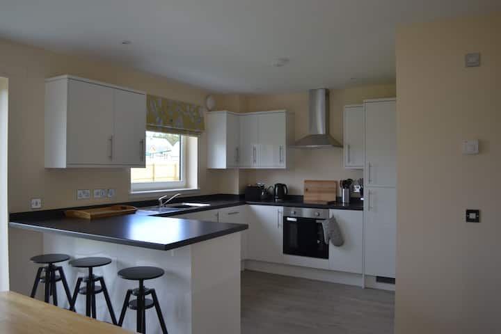 Woodside, A Great Base To Explore The Cairngorms - Boat of Garten