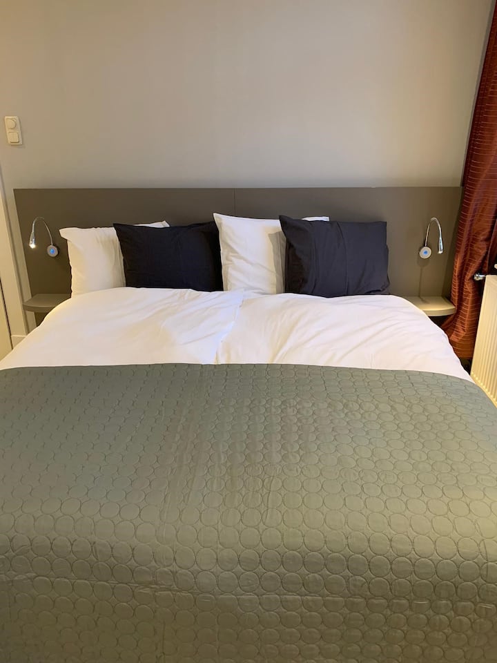 Bed And Breakfast Inn D'n Acht Incl Eigen Badkamer - Venlo