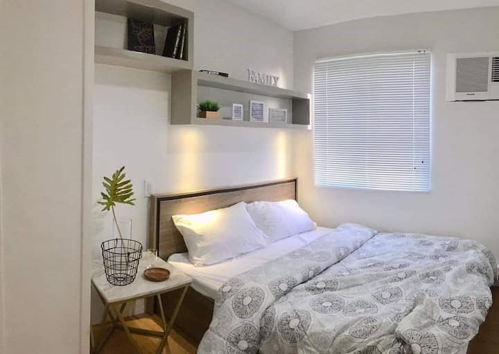 Beautiful One Spatial Iloilo 2br Unit For Rent - Iloilo City