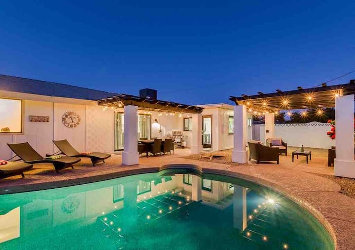 Luxury Old Town Home- Heatedprivatepool & Gameroom - Scottsdale, AZ