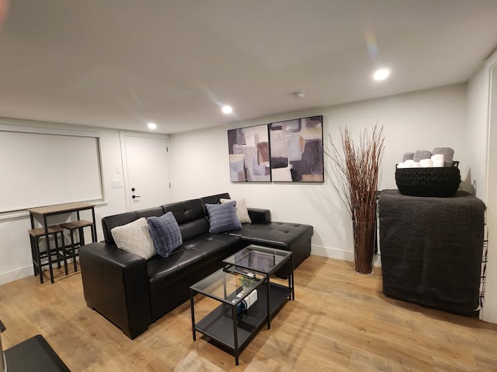 Brand New Clean Airbnb-choose Your Layout #1 Or #2 - Surrey