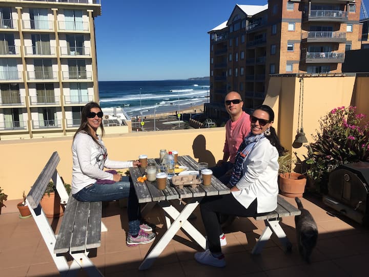 Watch Whales From Huge Sunny Deck! - 뉴캐슬