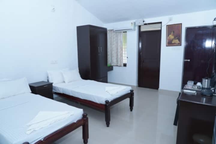 "Ayur Padma Subram" Traditional Ayurvedic Resort. - Chalakudy