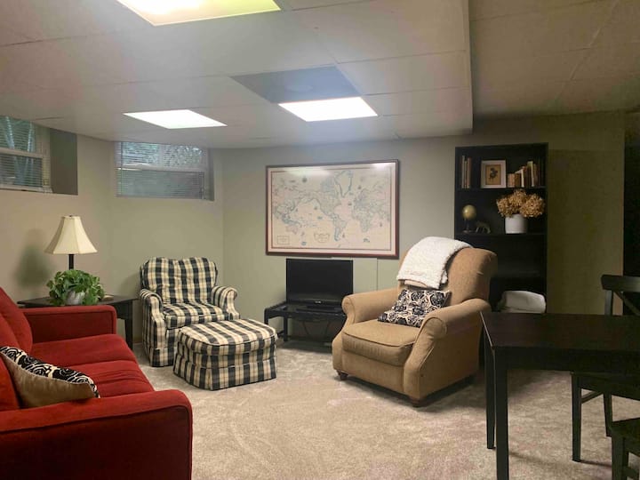 Garden Apartment In Captivating Hyde Park - Rainbow Beach, IL