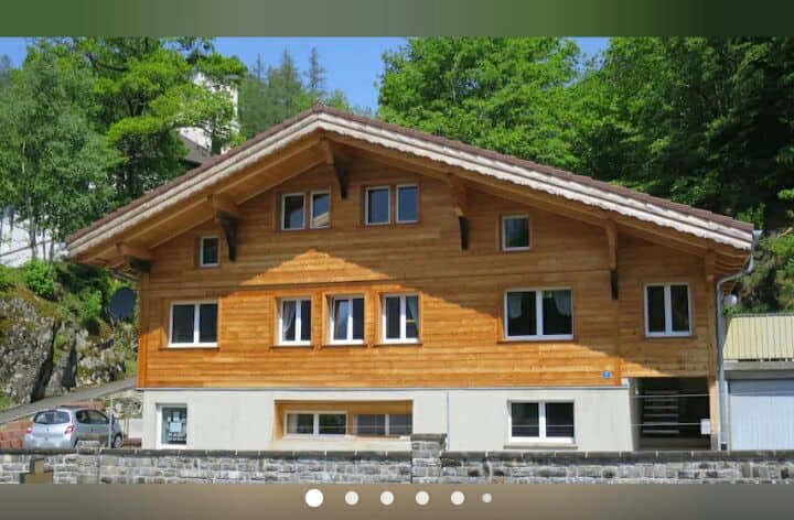 2 Chalet Grimsel Blick
Bottigenstrasse 7 - Meiringen