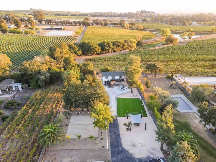 Casita In The Vineyards •Hot Tub• Views• Wineries - Napa Valley, CA