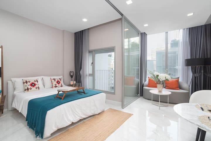 Luxurious Modern 1br In Sukhumvit Next To Nana Bts - Bangkok