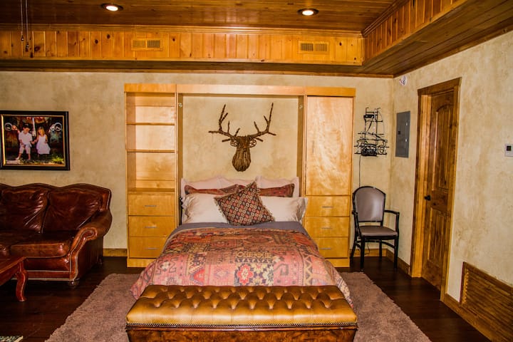 The Twig Apartment - Tahlequah, OK