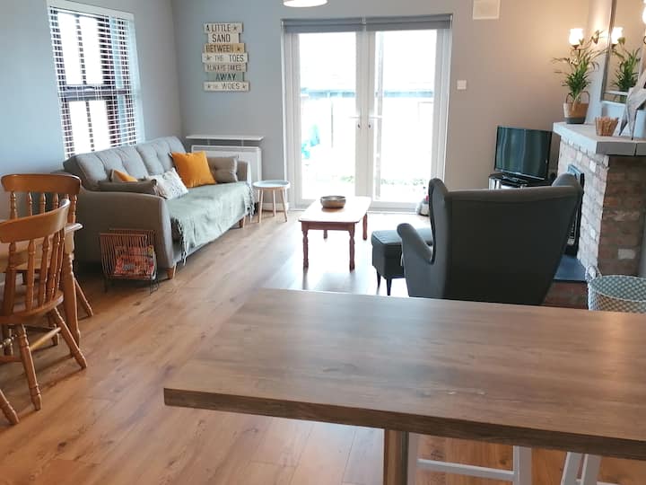 Tramore Holiday Rentals & Homes - County Waterford, Ireland | Airbnb