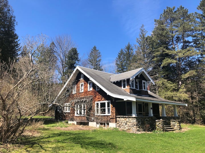 Creekside Craftsman On Dorset West Road - Dorset, VT