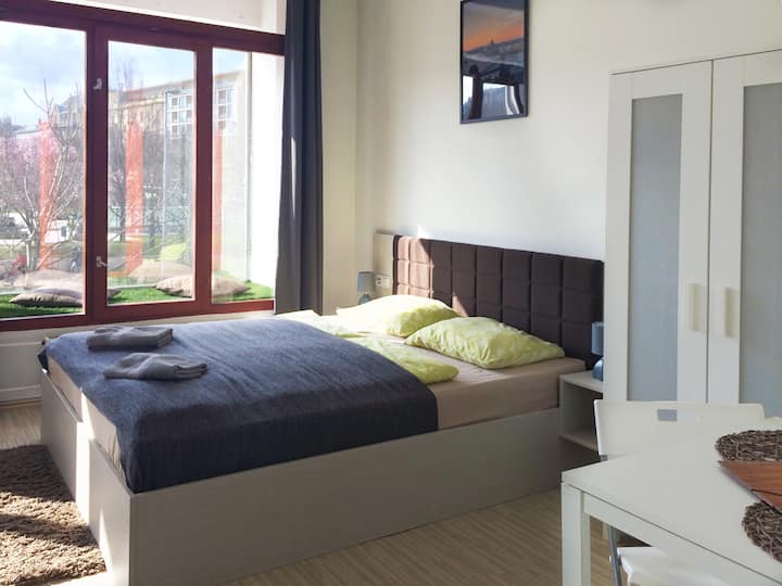 Zoom-budapest Apartments - Studio For 2 - Budapest