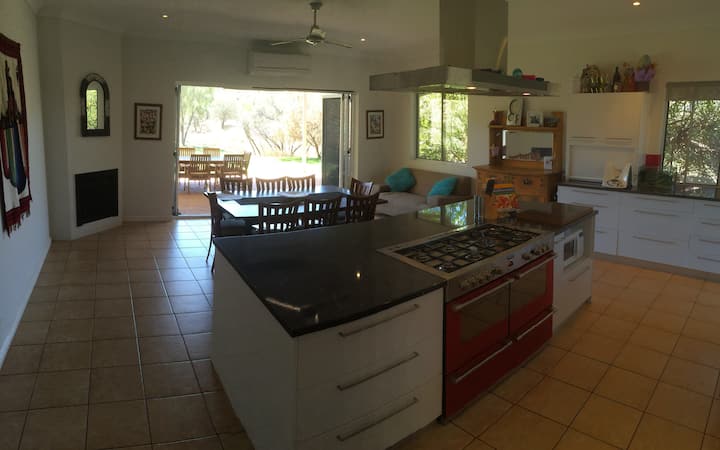 Burke Street Getaway - Alice Springs