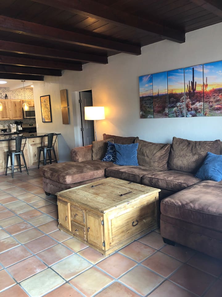 Large 3-bedroom Home Near The Uofa And Downtown - 투손