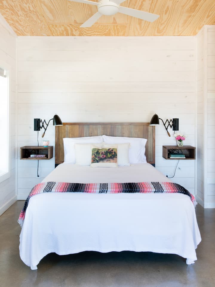 Cantina Cabin # 2 At 7a Ranch - River View - Wimberley, TX