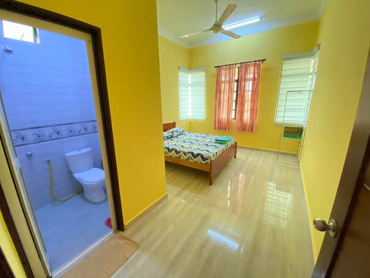 (1room) For 1-2person/small Family (Aircond) - Bukit Payong