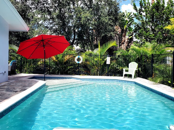 Clearwater - Heated Pool - 7 Beds - 2 Bath House - Dunedin, FL