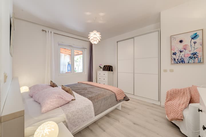 Cozy Hvar Studio For 2 - Hvar
