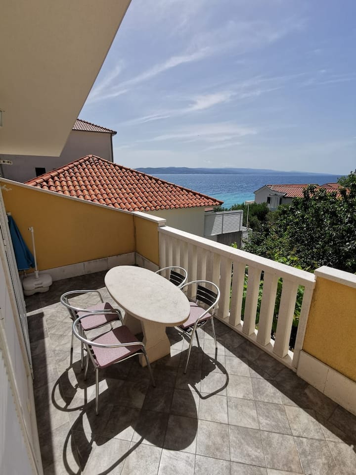 Villa Ruža, 30m By The Beach, No. 7 - Baška Voda